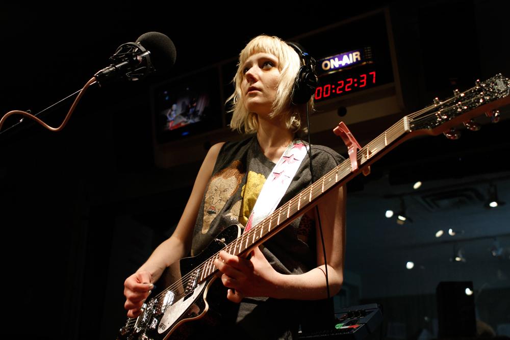 Jessica Lea Mayfield: Unleashing Gnarled Distortion And Visceral Fury ...