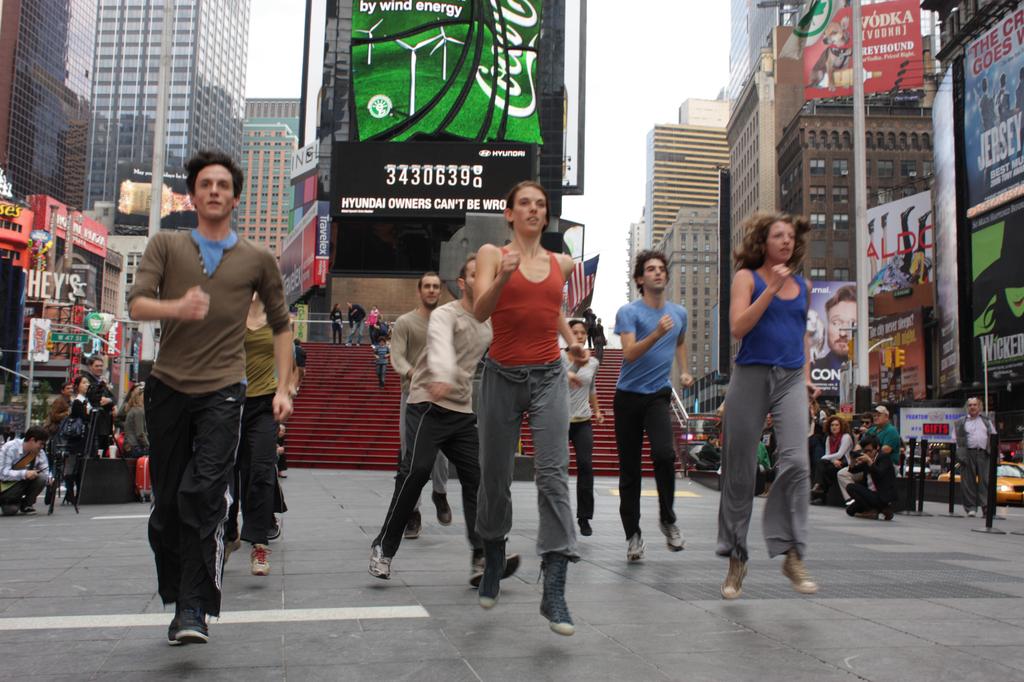 NY Choreographer Shen Wei Brings Street Performance to Times Square ...