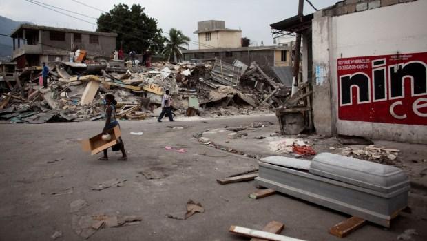 Workers Dig Mass Graves in Haiti | WQXR News | WQXR