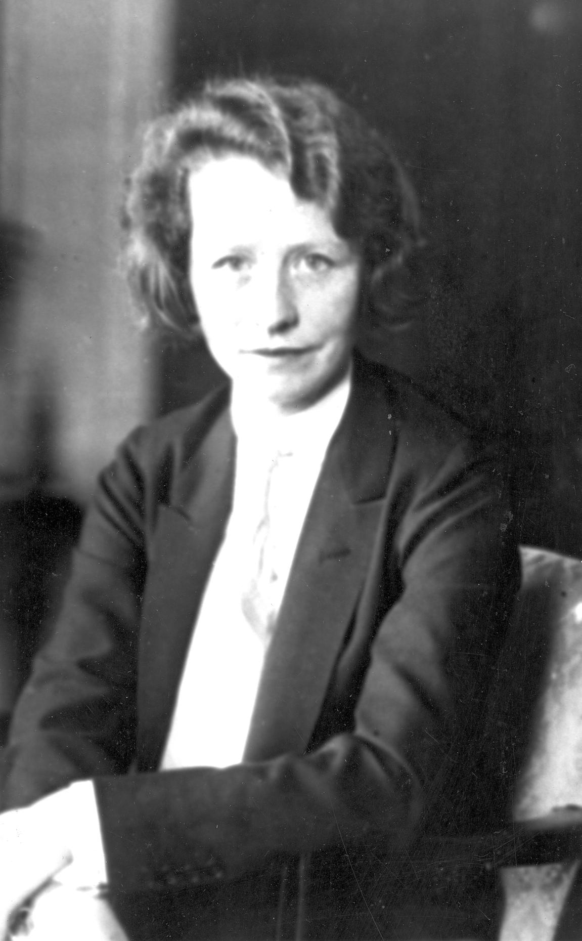 Remembered Words: Edna St. Vincent Millay | WNYC | New York Public ...