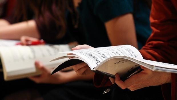 The Anatomy of An Opera Rehearsal: Shaping The Music - Operavore - WQXR