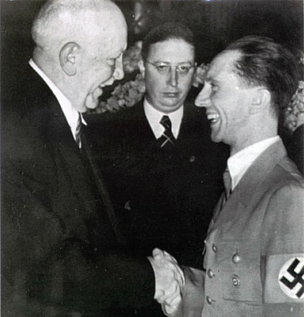 Behind Richard Strauss's Murky Relationship with the Nazis - WQXR