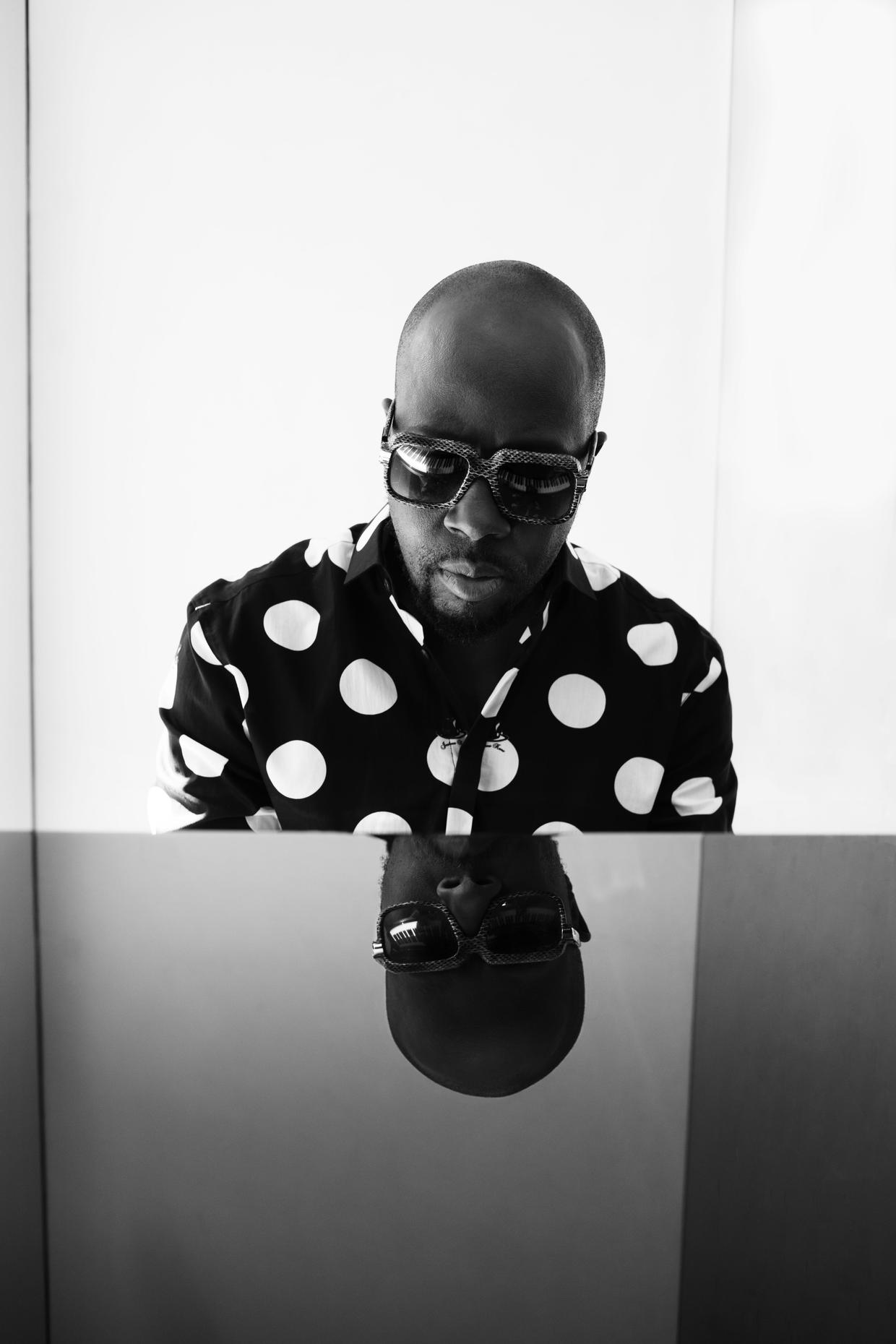 Cillian Murphy Plays Reform School Teacher; New Subway Murals Redefine ...