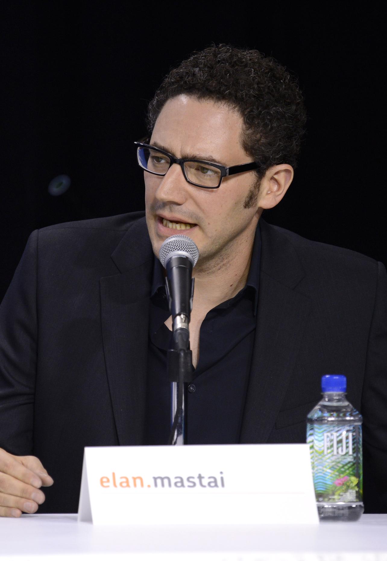 Time Traveling Through Utopias | The Leonard Lopate Show | WQXR