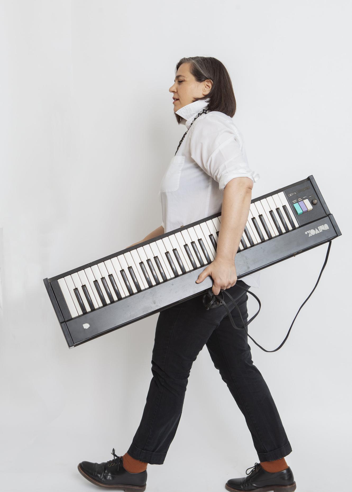 Songwriter Jennifer O'Connor Shakes It Up And Surprises | Soundcheck ...