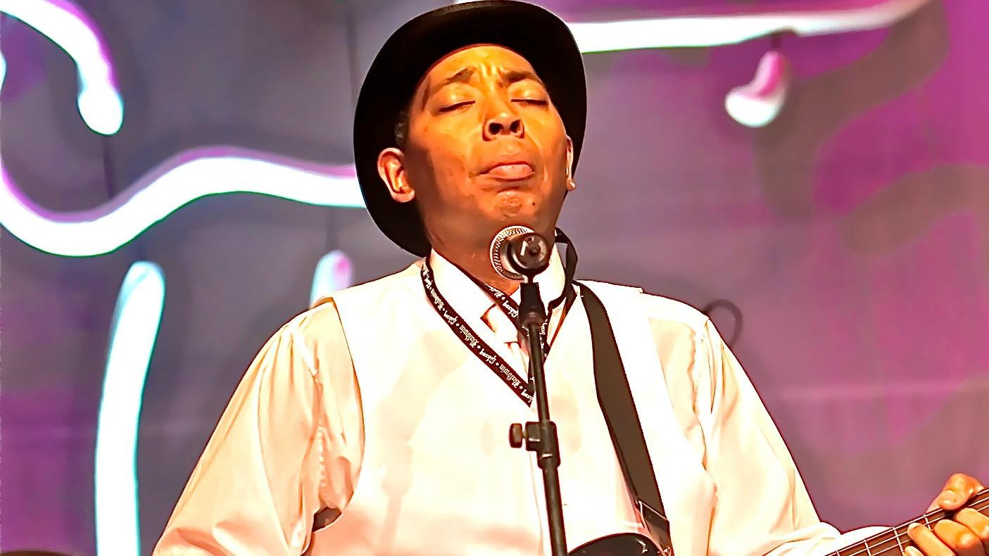 Gig Alert: Michael Powers | Soundcheck | WNYC Studios