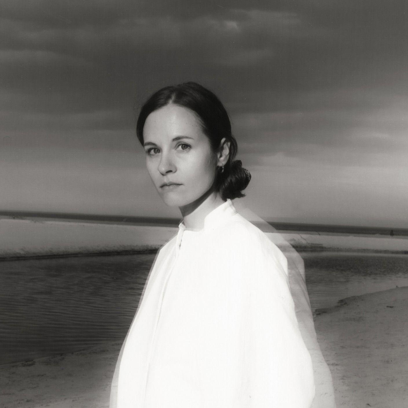 Polish Pianist and Composer Hania Rani Expands Her Sonic Palette with ...