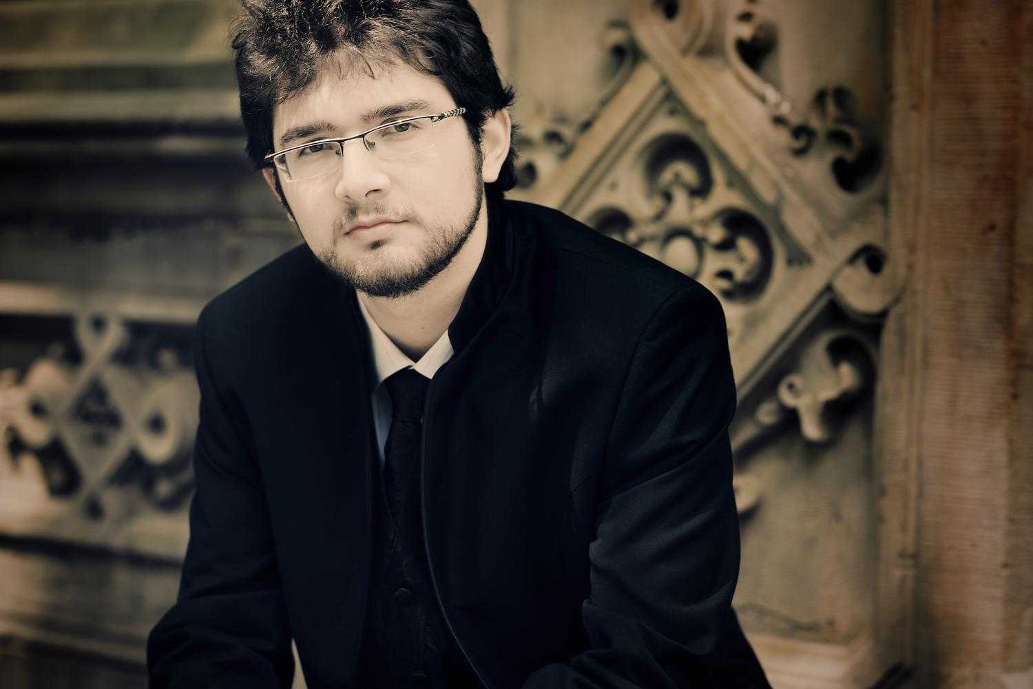 Pianist Roman Rabinovich in London | Young Artists Showcase | WQXR