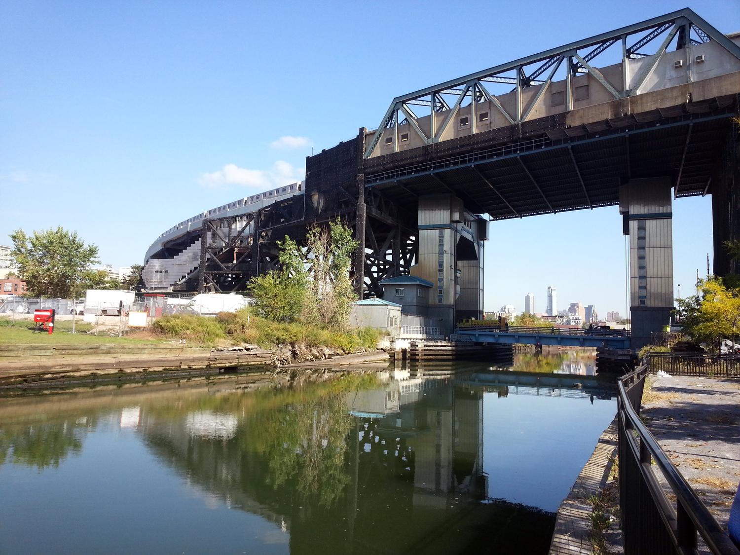Diving in the Gowanus Canal | The Leonard Lopate Show | WQXR