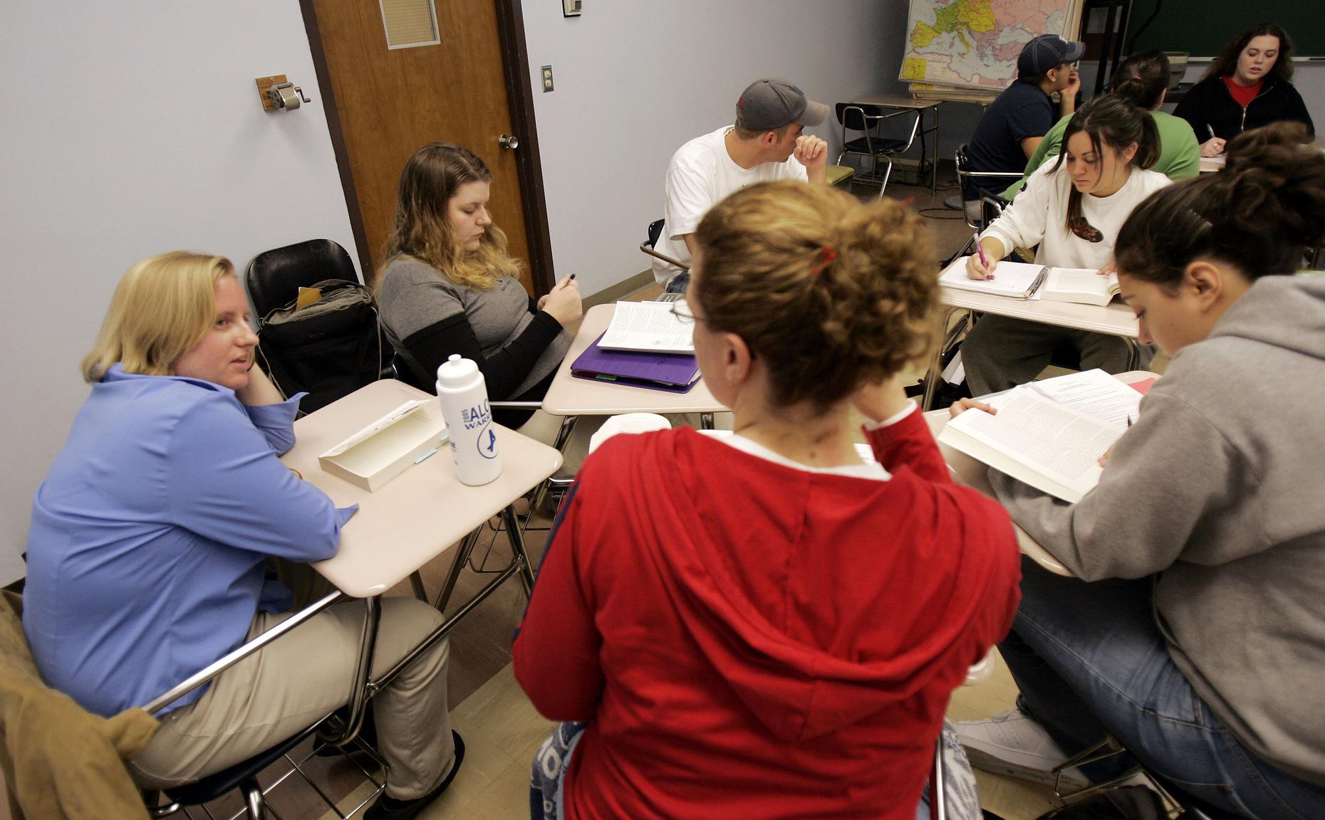 Adjunct Professors are Organizing; Demanding Better Pay, Respect | The ...