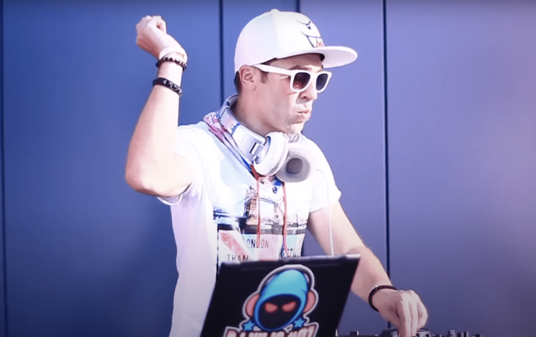 Meet the Serbian DJ Running an AI Clickbait Business | On the Media ...