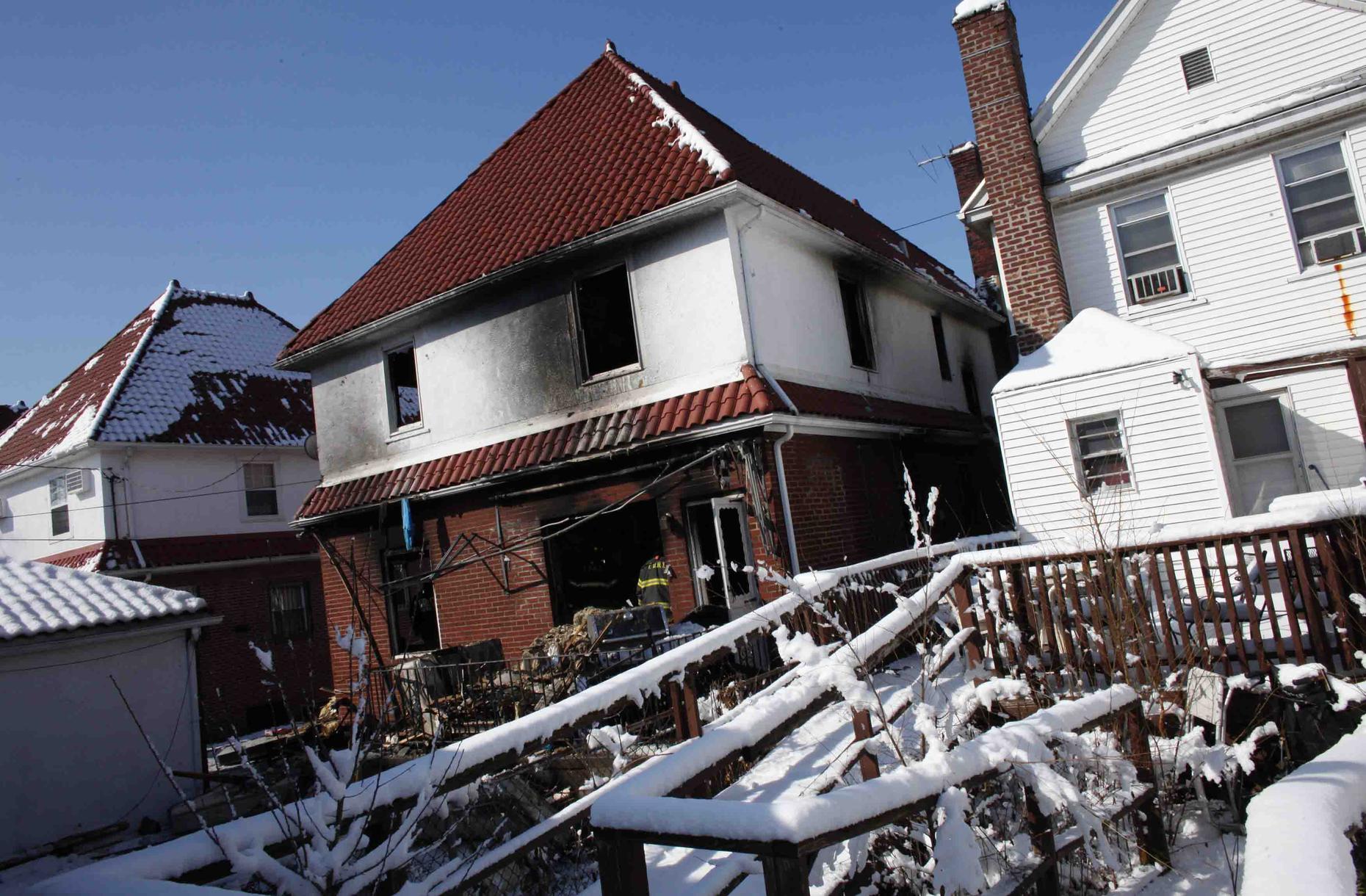 Brooklyn Fire Kills Seven Children From Same Orthodox Family Wnyc