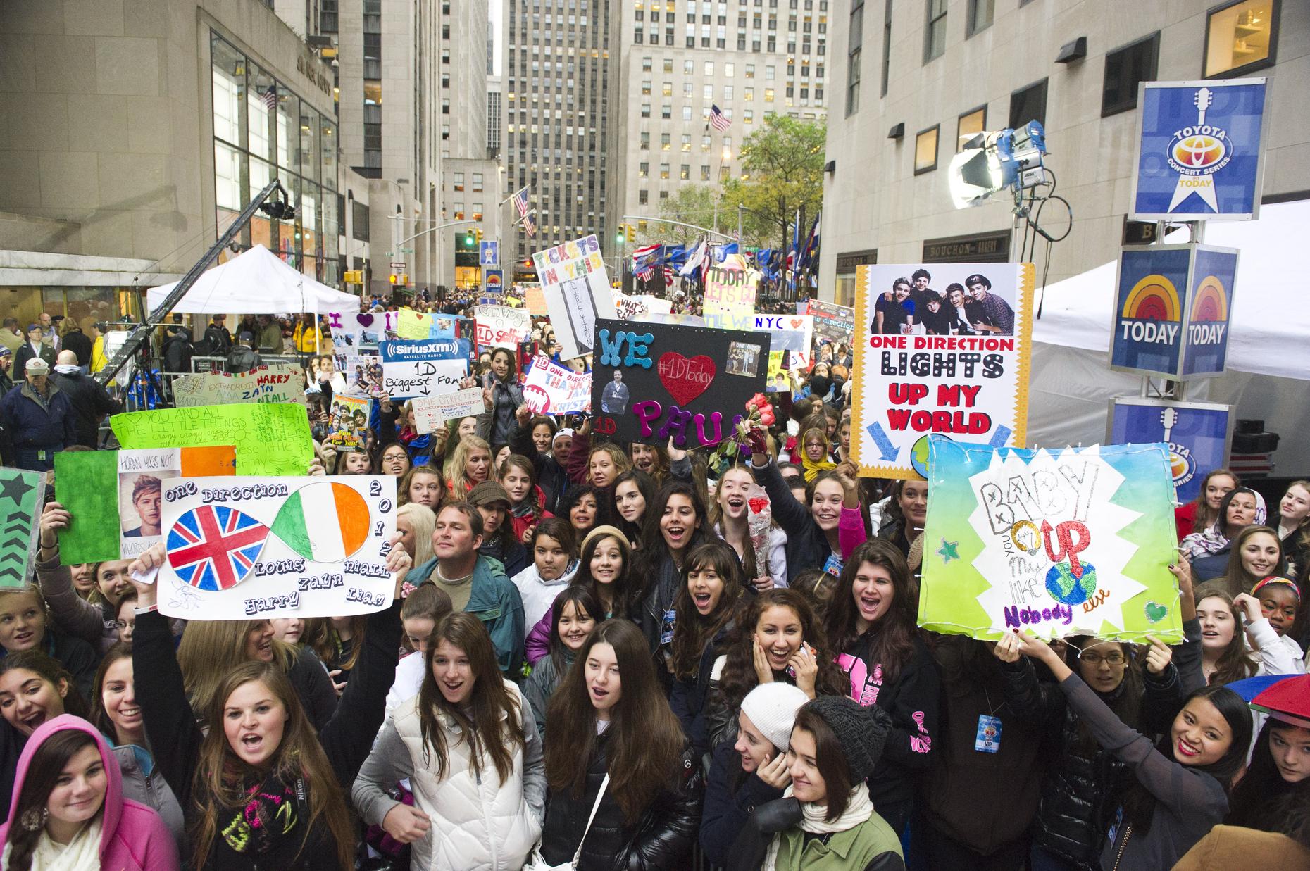 Rick Astley, Kaitlyn Tiffany on Fangirls, Death Doula Alua Arthur ...