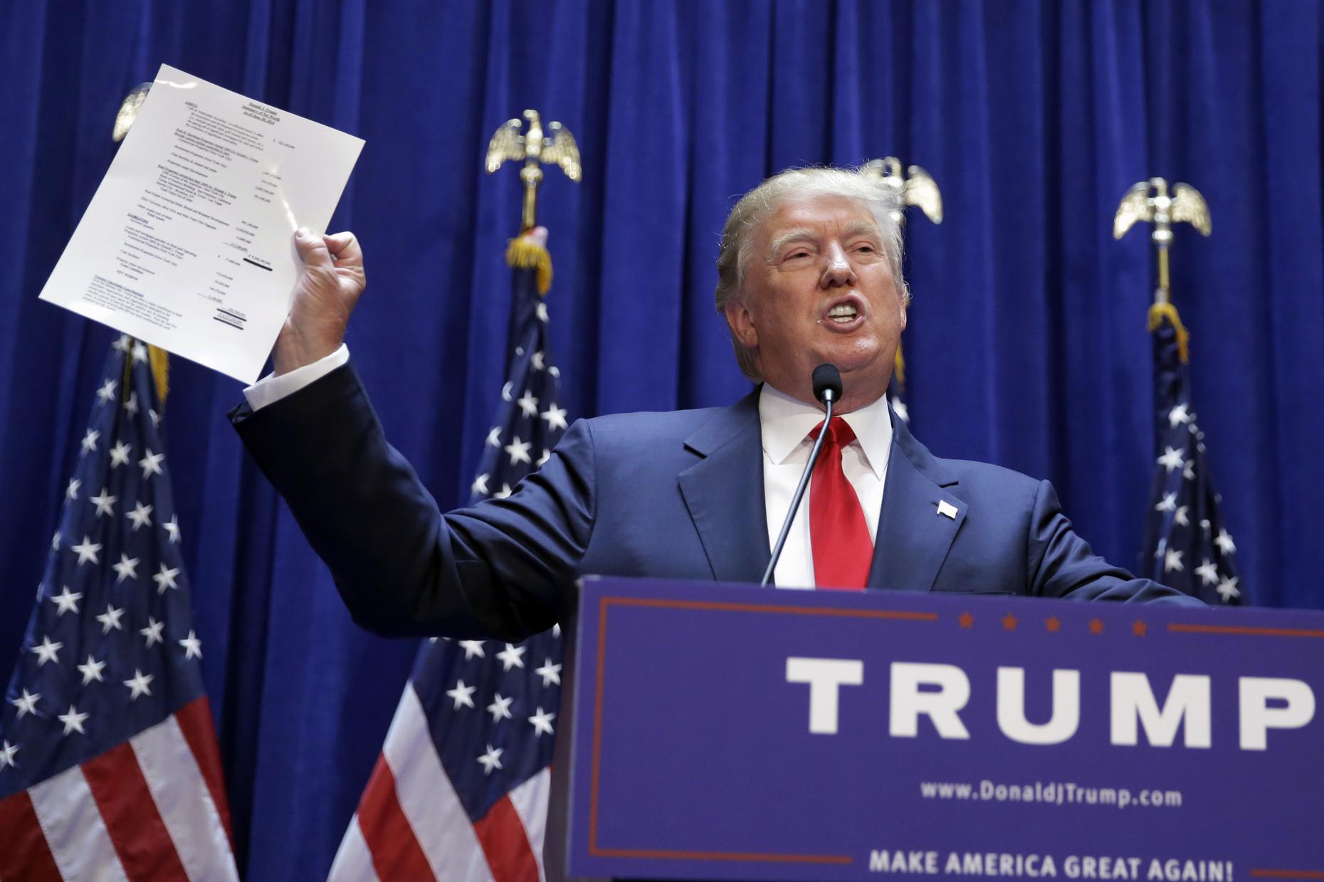 The Accountants | Trump, Inc. | WNYC Studios