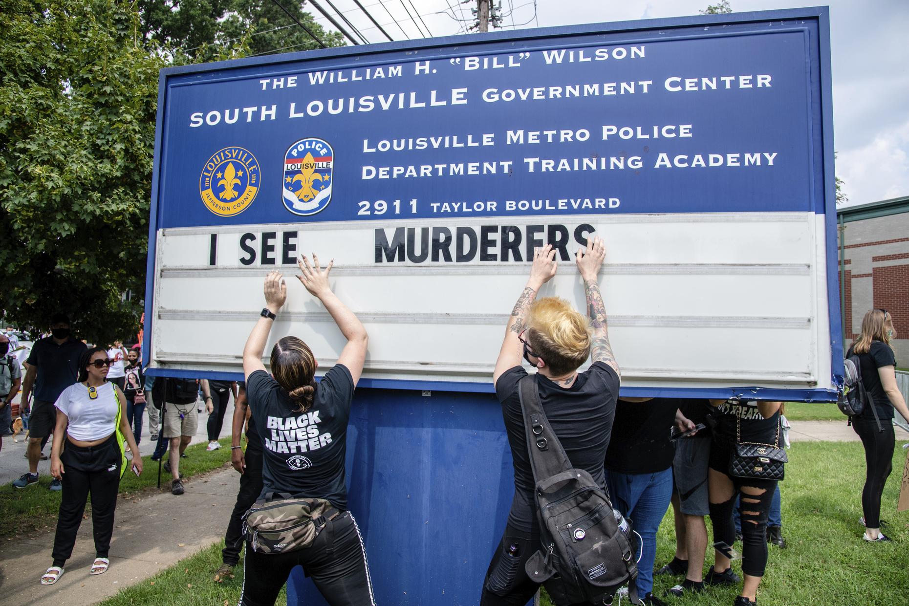 How Do Prosecutors Decide When to Convict Cops? | The Brian Lehrer Show ...