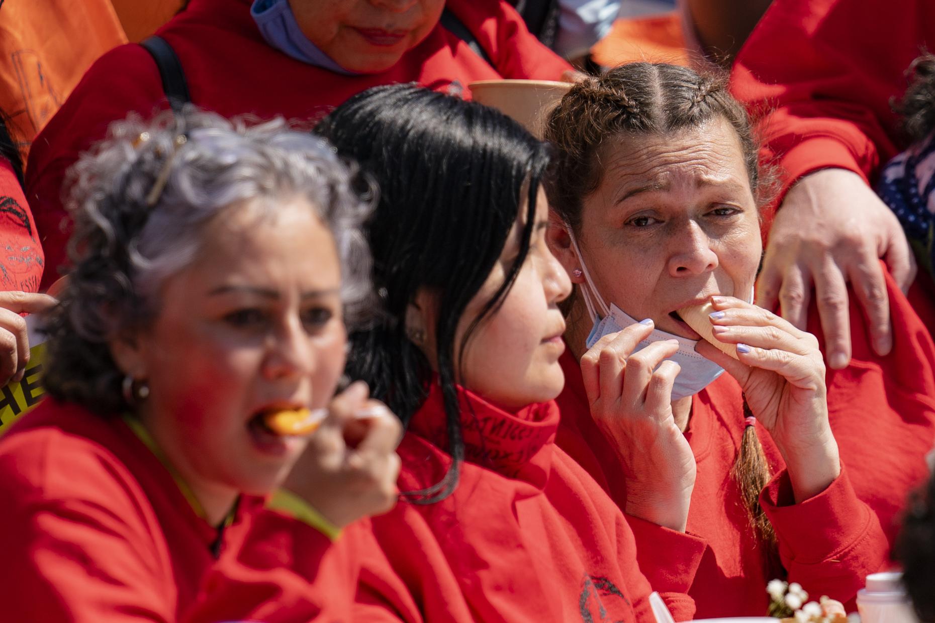 A Lifeline for Undocumented Workers in New York | The Brian Lehrer Show ...