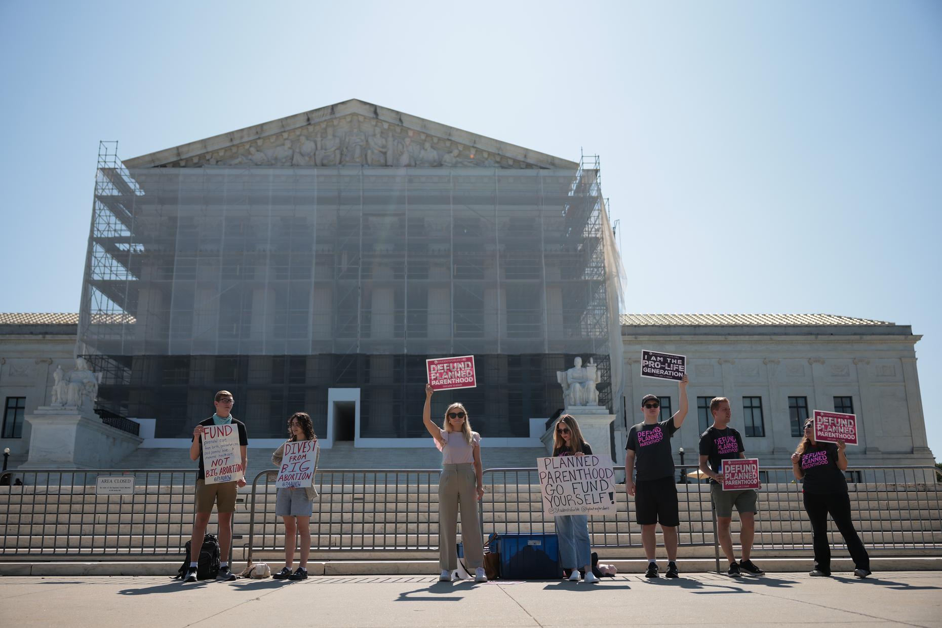 Supreme Court on Planned Parenthood Funding and 'Third Country ...