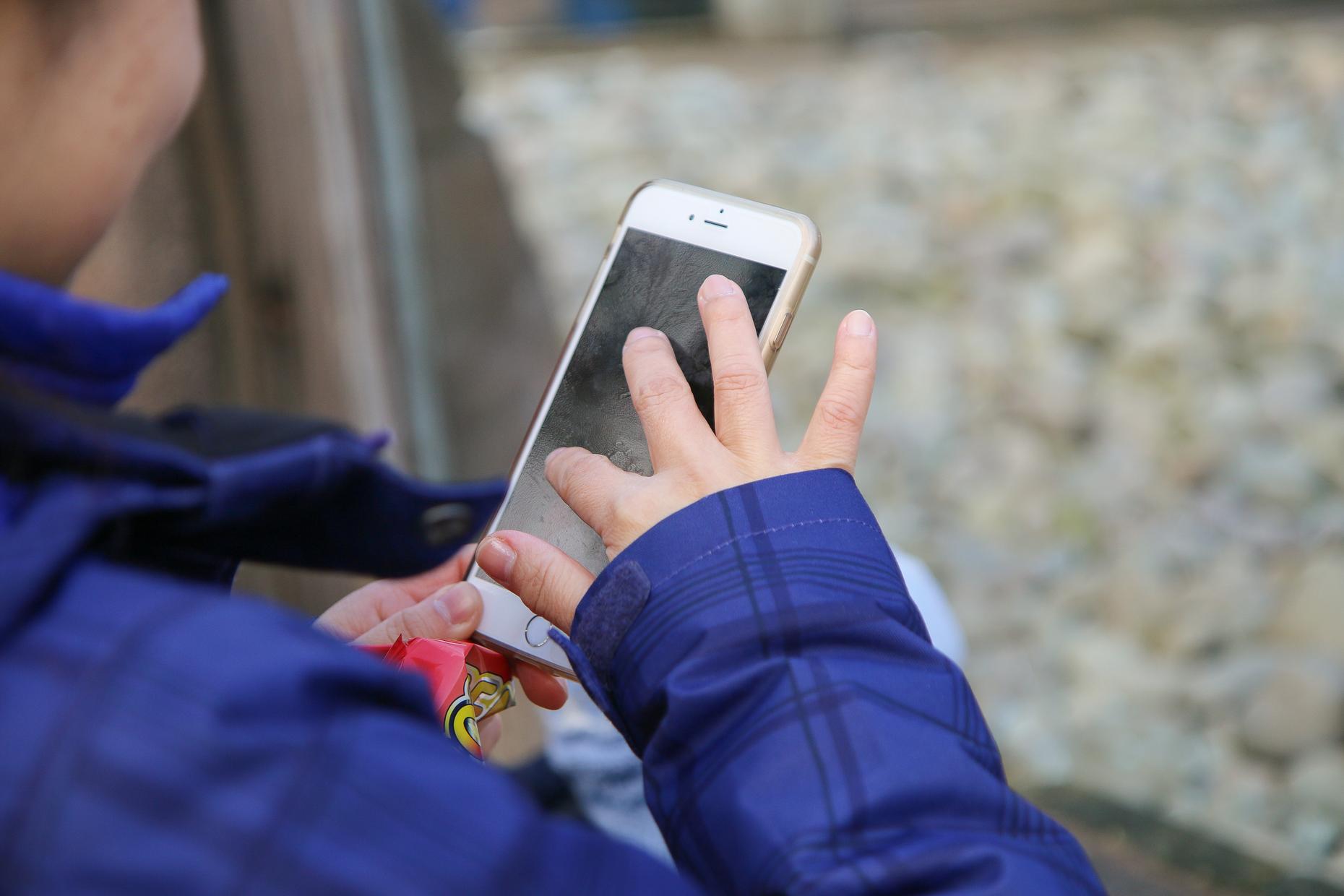 Instagram Is Toxic for 1 in 3 Teens, According to FB’s Internal ...