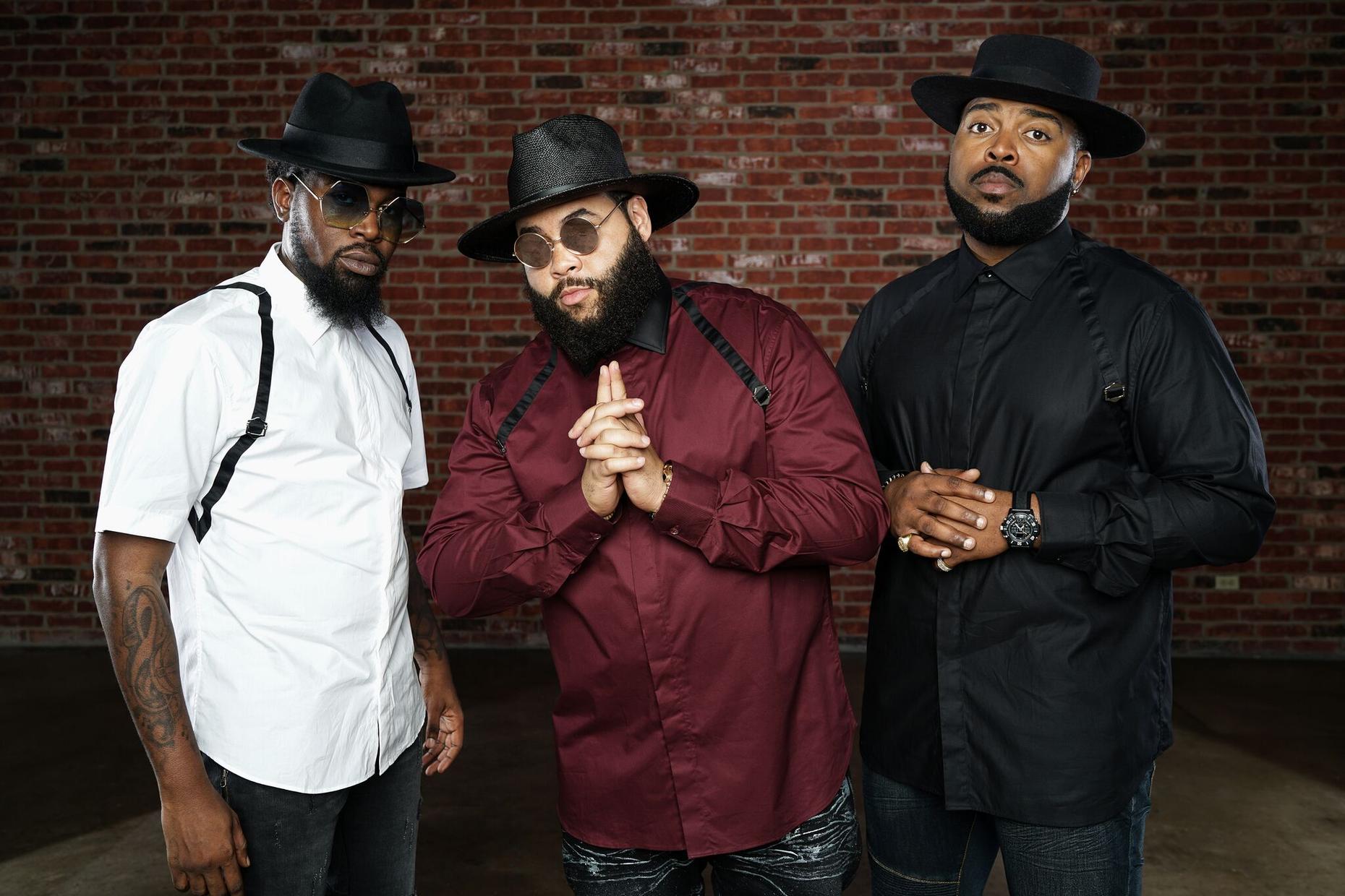 Three Vocalists of The Hamiltones Deliver a Vintage-Sounding Soul ...