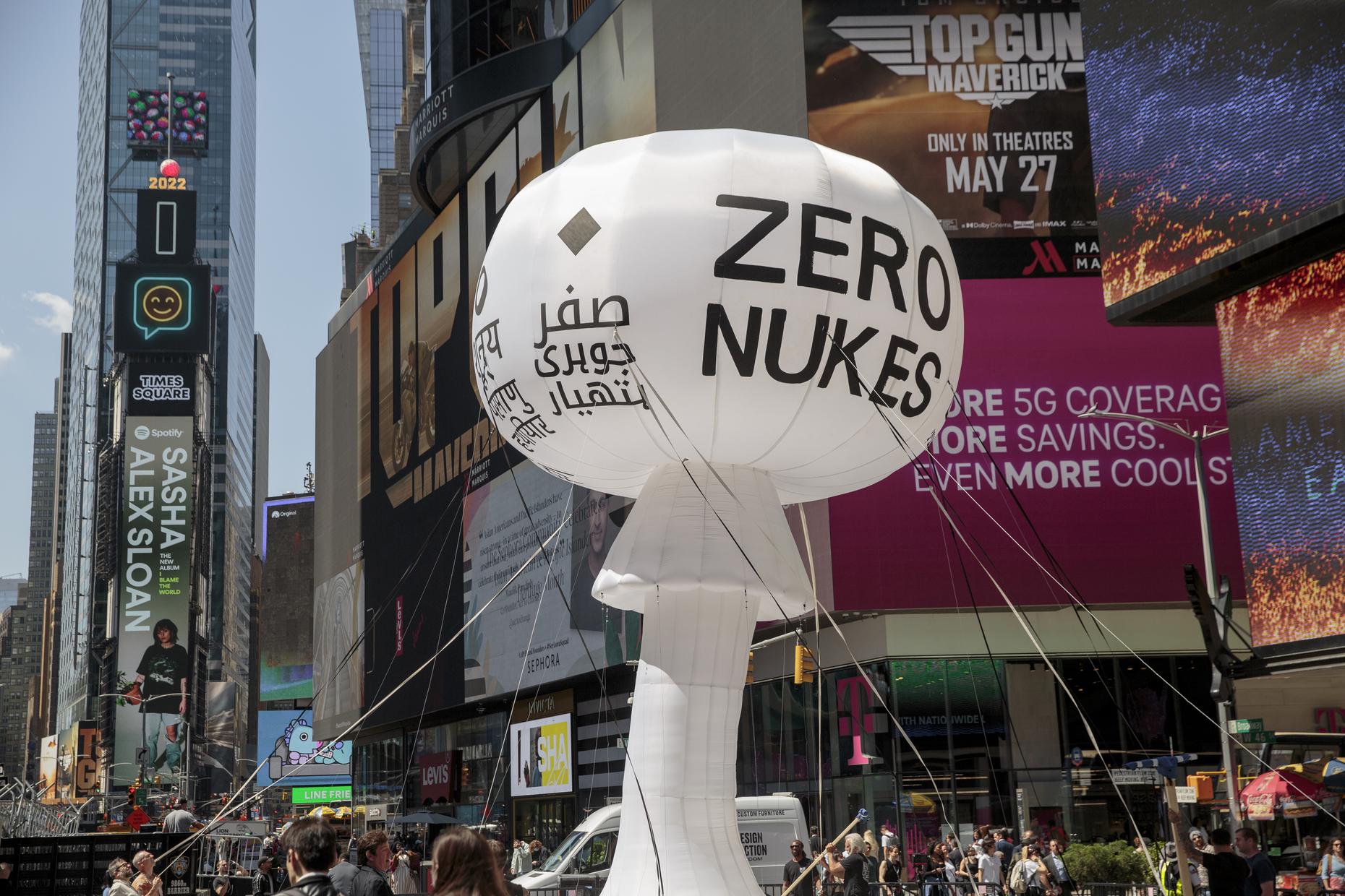 A mushroom cloud balloon in Times Square is supposed to make you stop ...