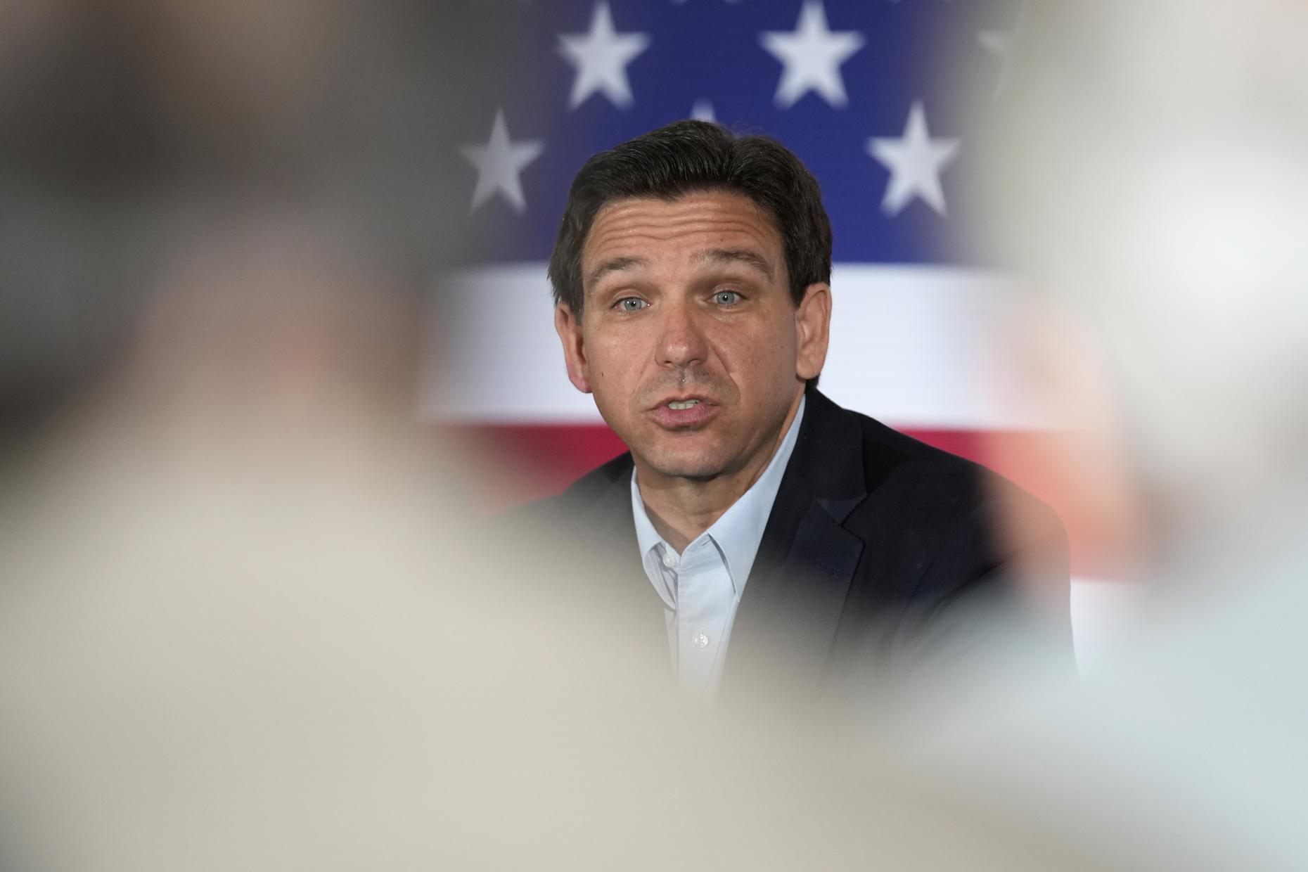 Dexter Filkins on the Rise of Ron DeSantis | The New Yorker Radio Hour ...