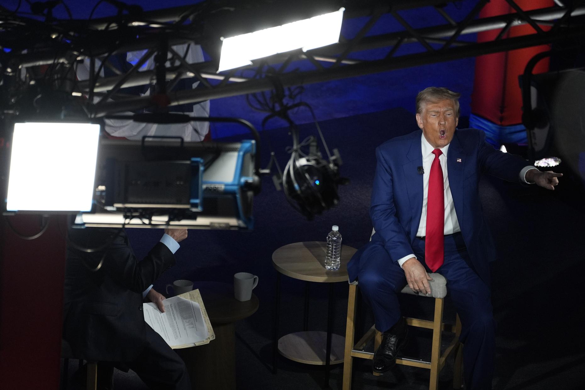 The Media Are Going Easy On Trump and Russia is Going All In On Right ...