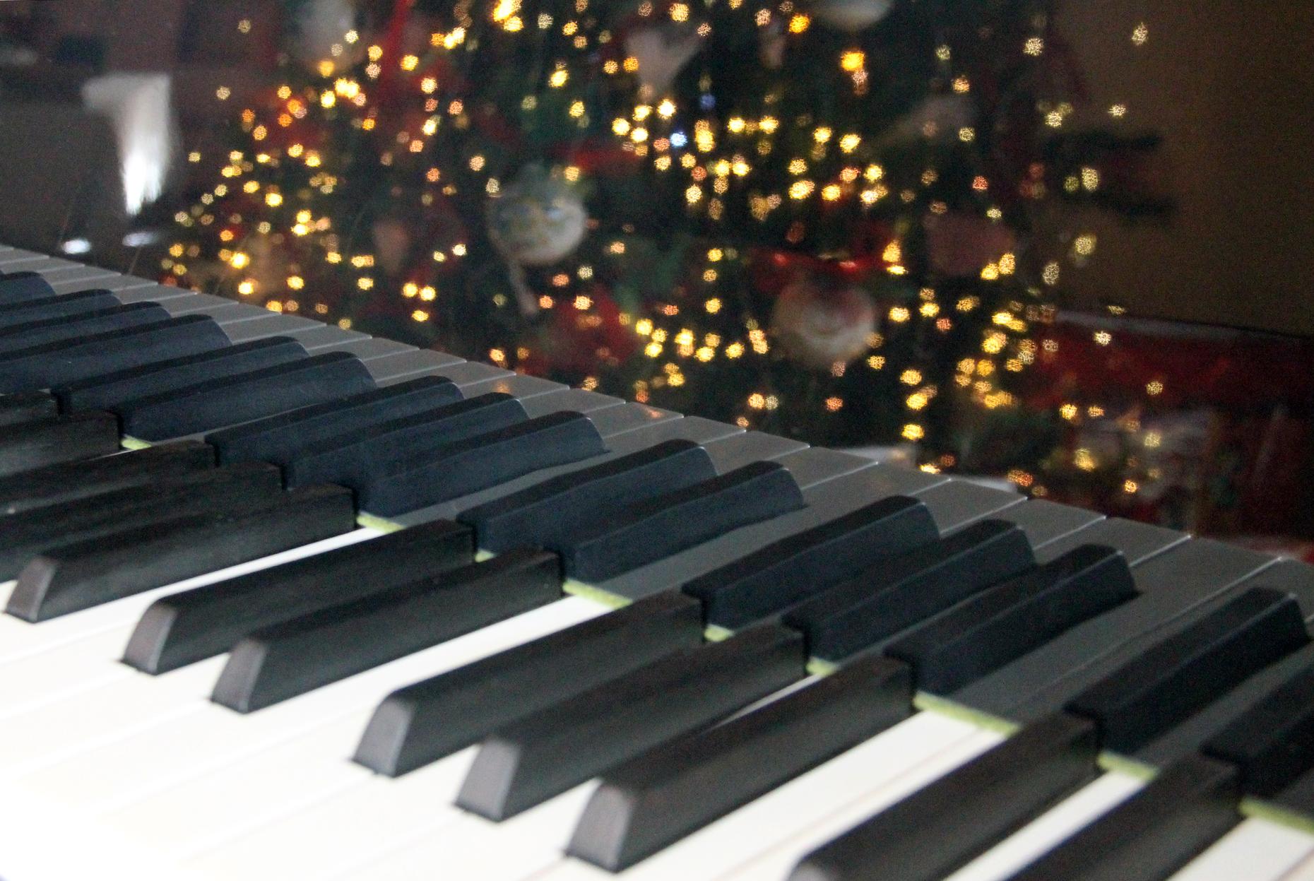 Christmas Music Around The World All Of It WNYC christmas-music-around-the-world-all-of-it-wnyc