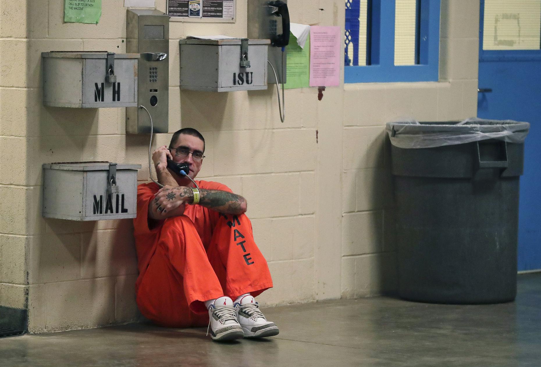 Connecticut Becomes First State To Make Prison Calls Free The