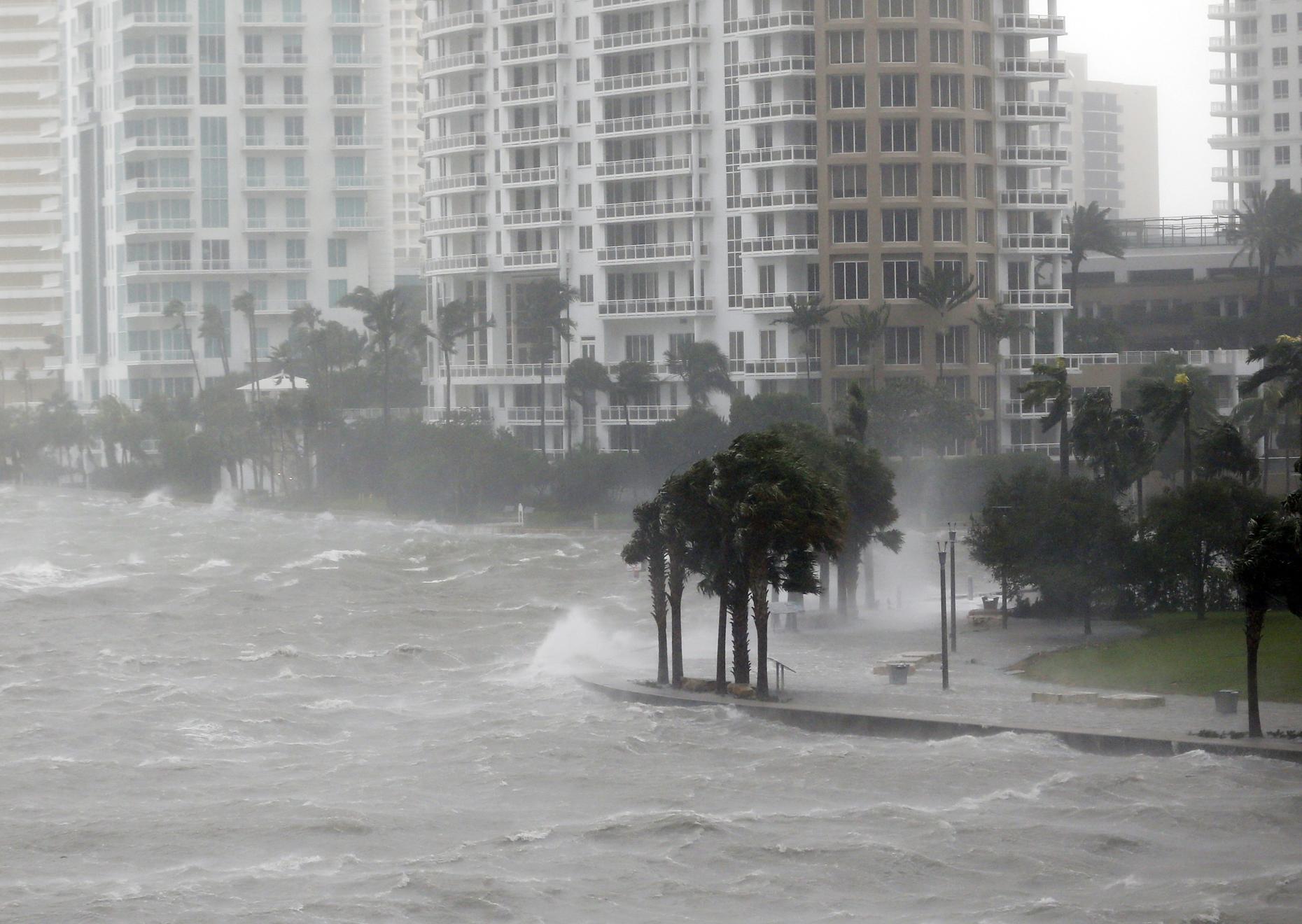 Sea-Level Rising in South Florida, Threatening Coastal Communities ...