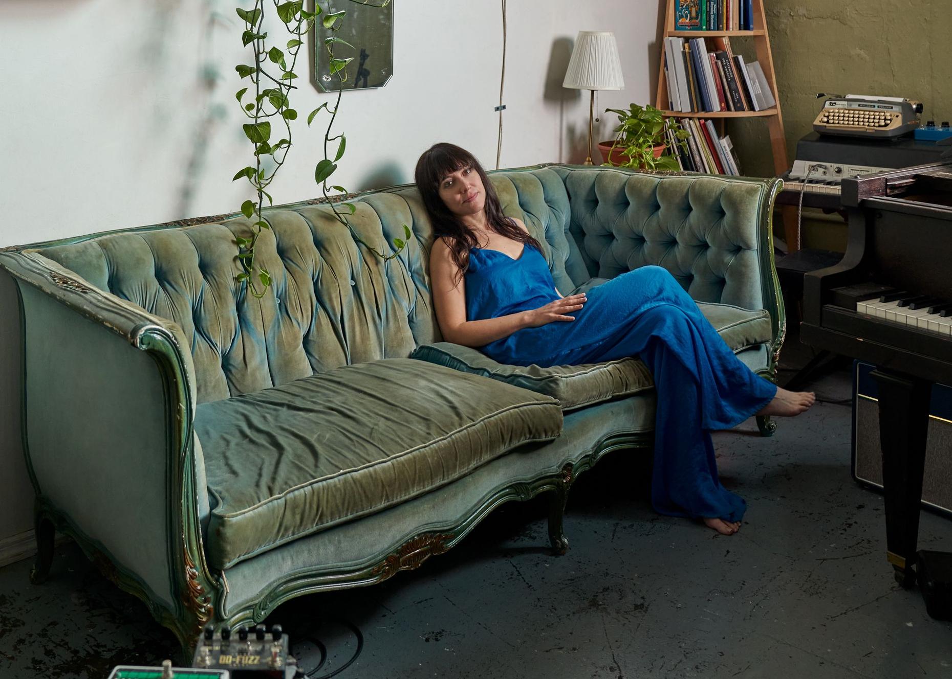 Elizabeth Ziman at the Owl's Howliday Extravaganza | Gig Alerts | WNYC ...