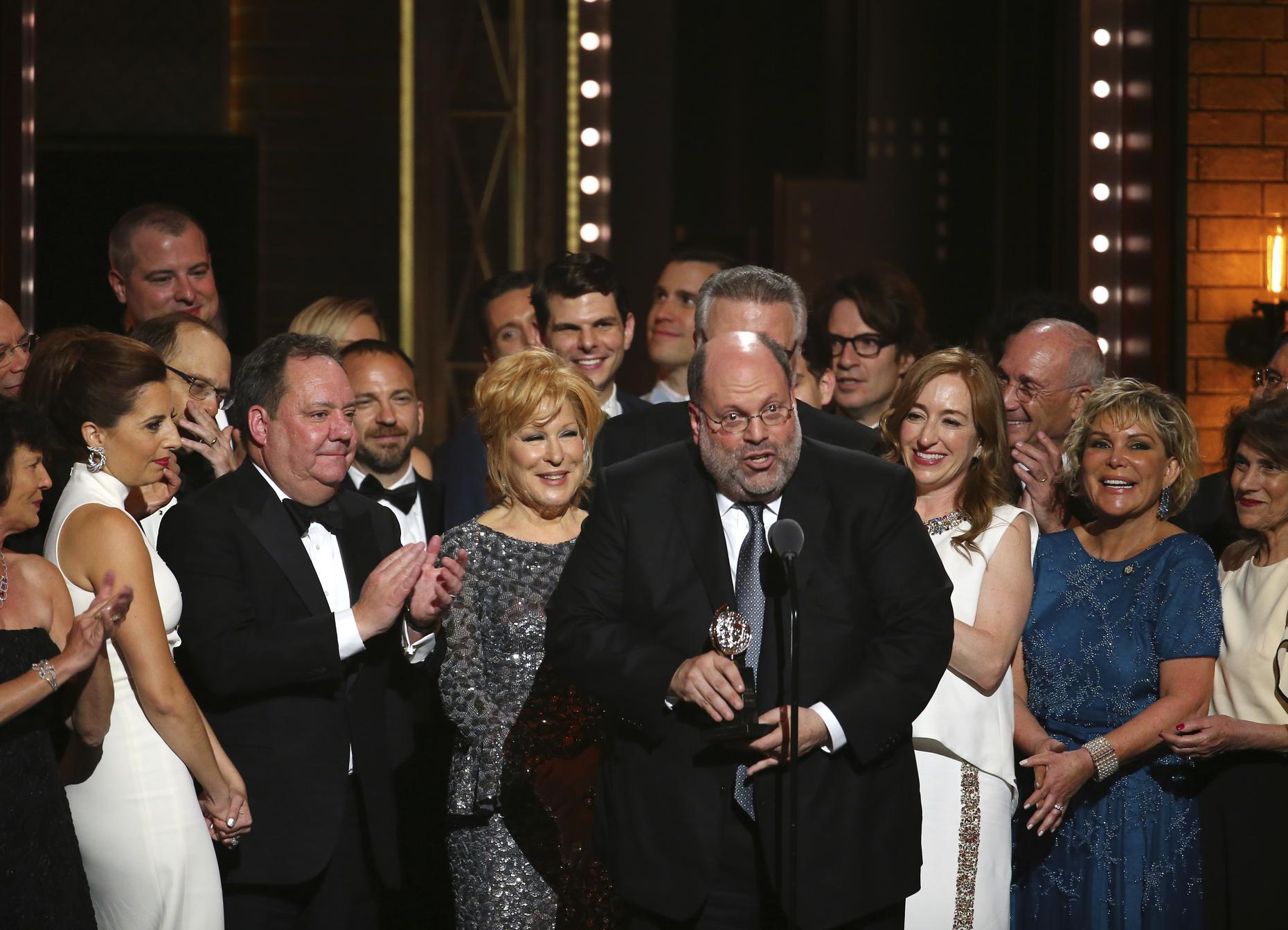 Maureen Ryan Is Exposing Bad Behavior in Hollywood | All Of It | WNYC ...