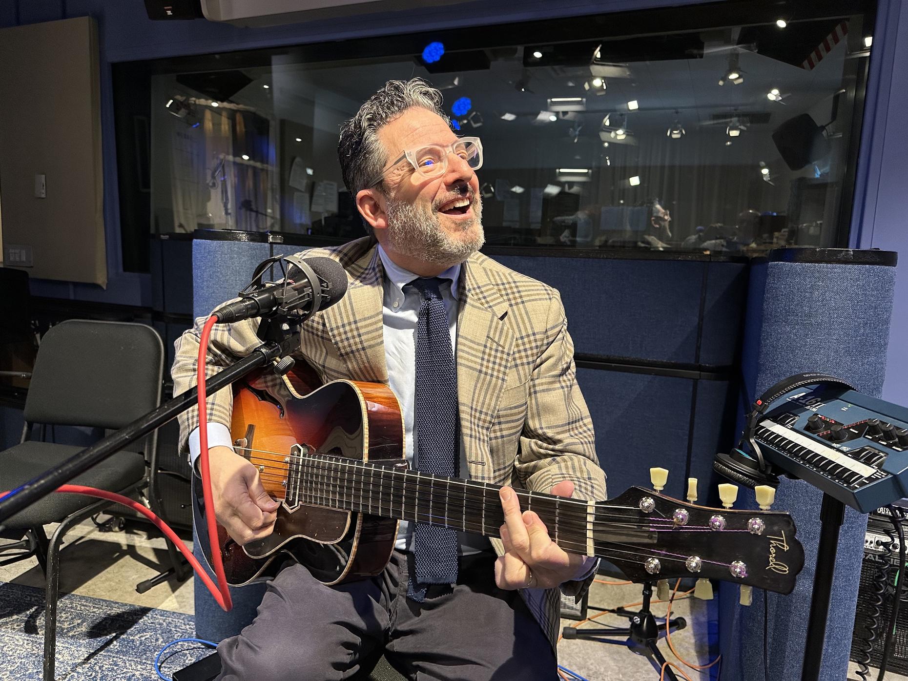 An in Studio Conversation with John Pizzarelli | WNYC | New York Public ...