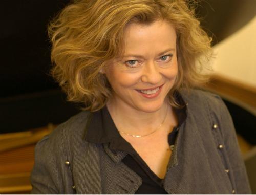 Lisa Moore Hosts Hammered! | Hammered! | WQXR