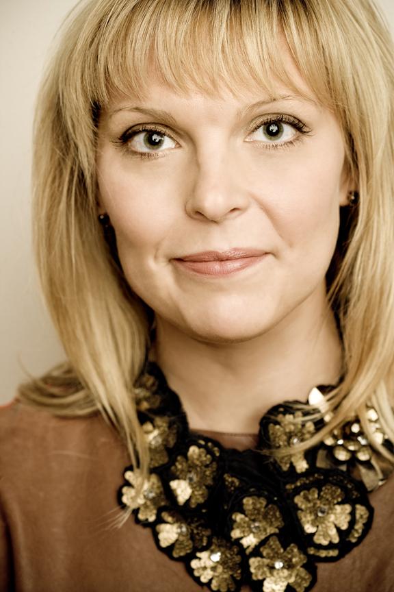 One NY Artist: Costume Designer Jenn Rogien | WNYC | New York Public ...