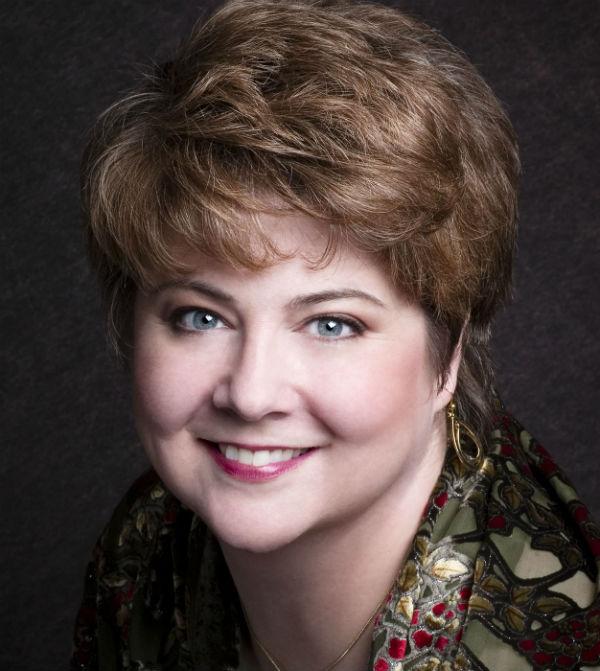 Iron Mezzo: Elizabeth Bishop to Sing Two Roles in One Day at Met ...