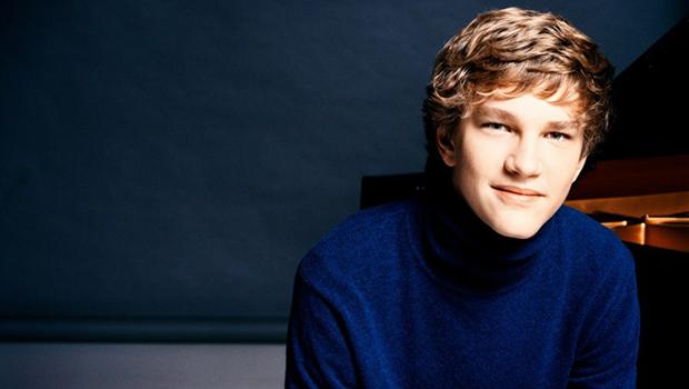 Jan Lisiecki Makes Proms Debut in Schumann Piano Concerto | WQXR ...