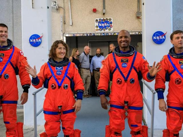 Science Friday: Segments | WNYC Studios | Podcasts