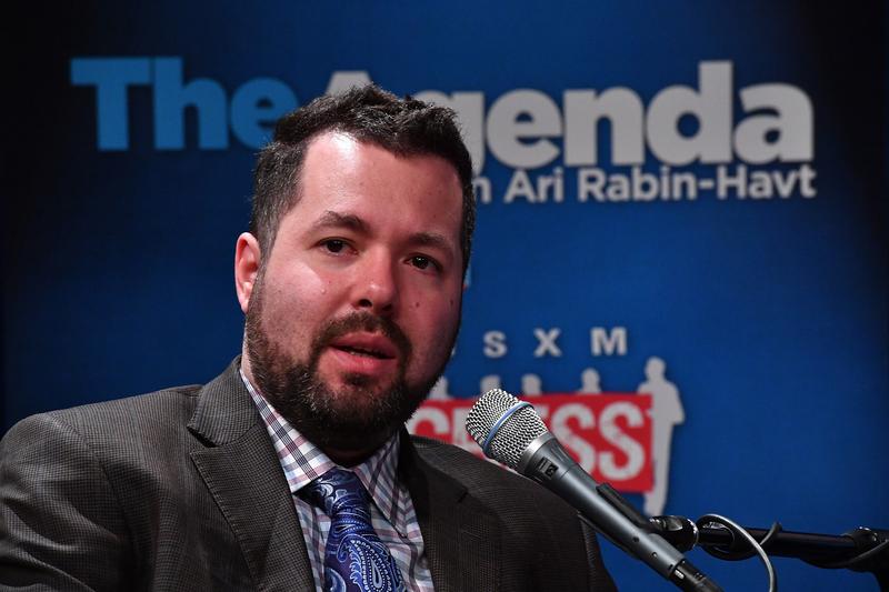 How American Politics and Media Exist in a 'Post-Truth' Landscape | The ...