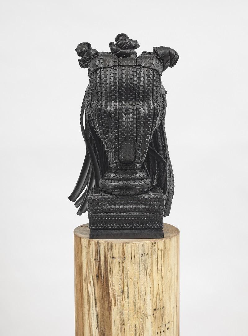 How Artist Kim Dacres Makes Sculptures With the Tires of NYC | All Of ...