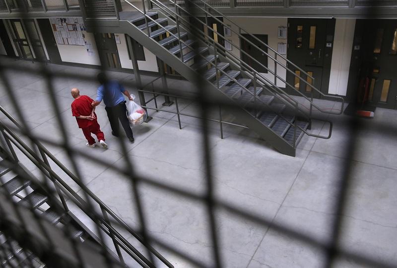 30 Issues: Mass Incarceration and Bail Reform | The Brian Lehrer Show ...