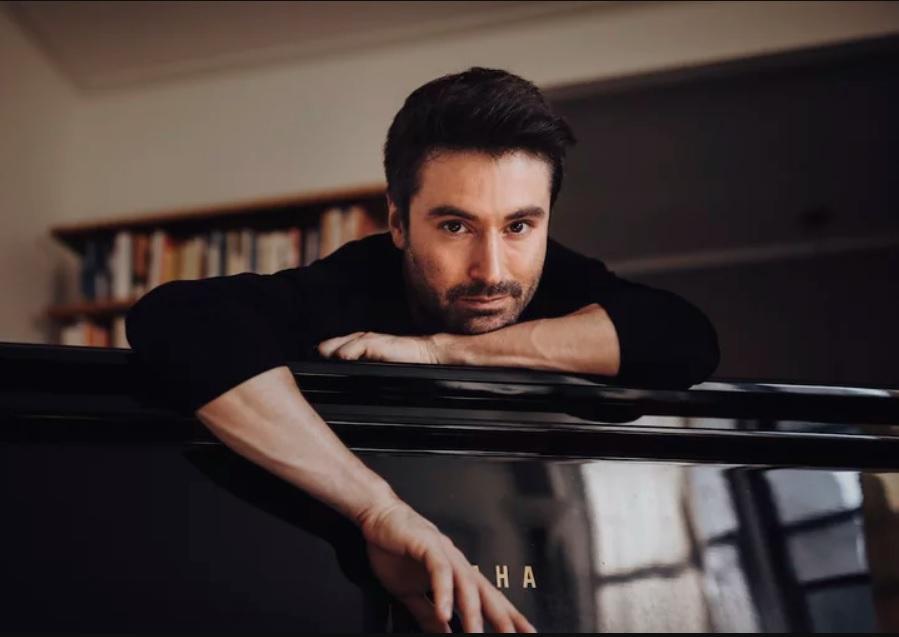 Pianist Dan Tepfer Reinvents J.S. Bach With Unfiltered, Childlike Joy ...