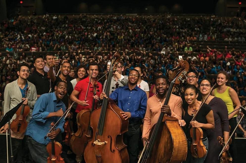 #5044 Western Strings Play Eastern Music | New Sounds | WNYC Studios