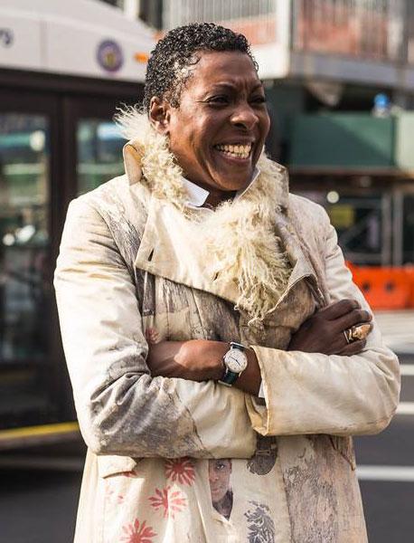 People - Helga Davis | WQXR | New York's Classical Music Radio Station